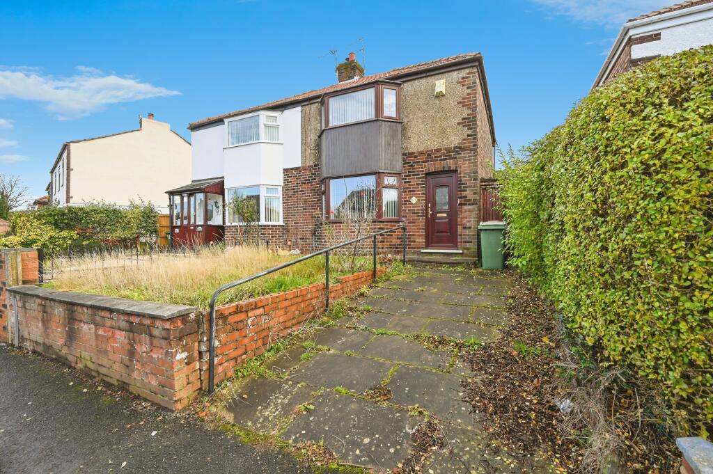 3 bedroom semi-detached house for sale in Leach Lane, St. Helens, WA9