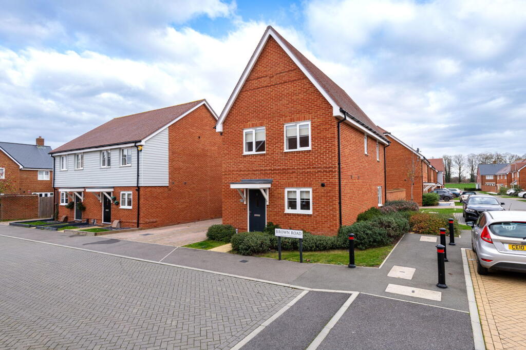 3 bedroom detached house for sale in Brown Road, Otham, Maidstone, ME15