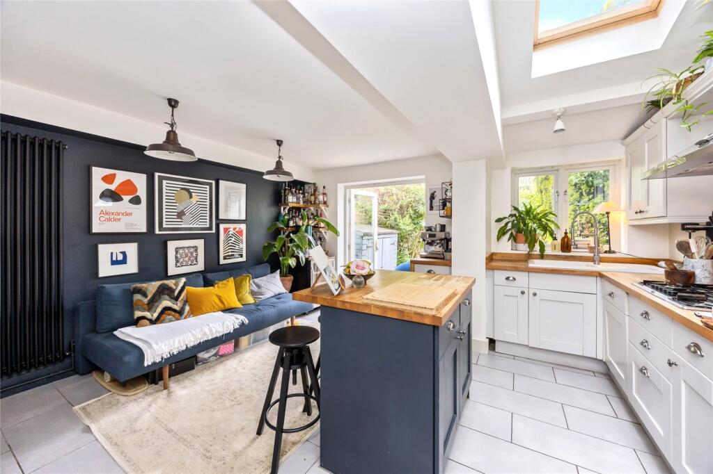 4 bedroom terraced house for sale in Connaught Terrace, Hove, East ...