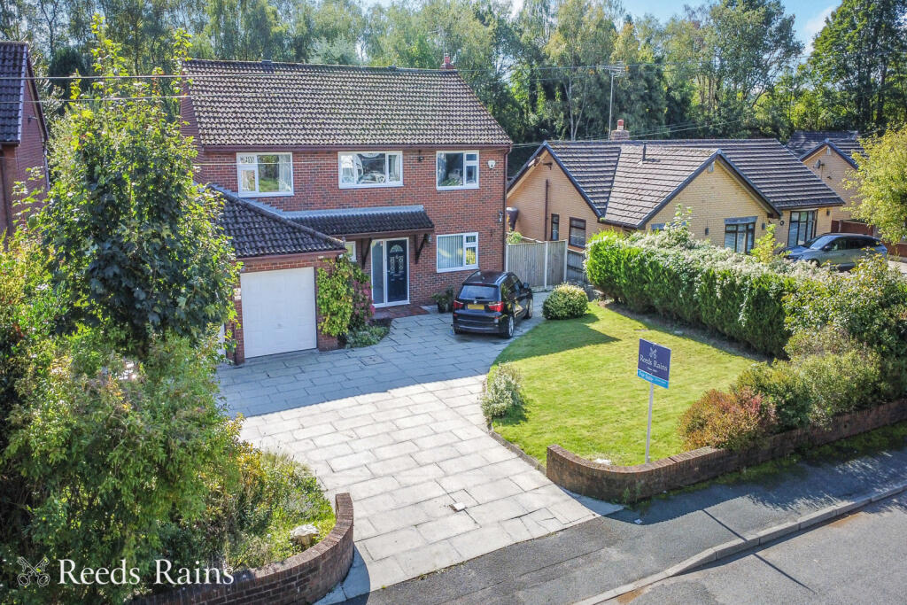 4 bedroom detached house for sale in Siding Lane, Rainford, St. Helens ...