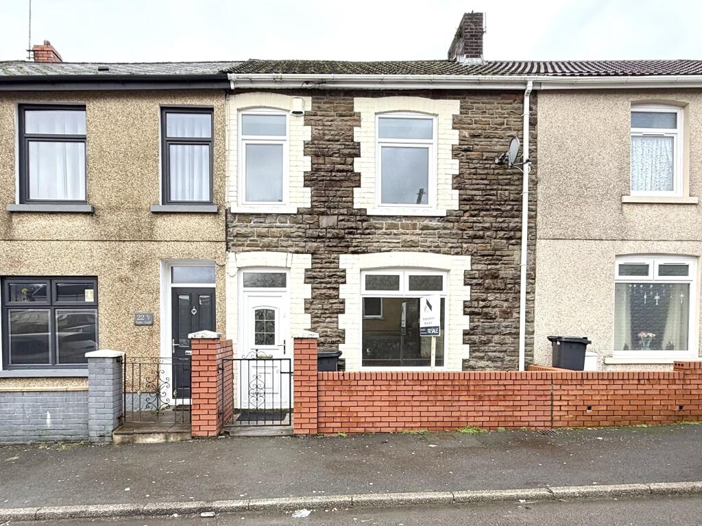 3 bedroom terraced house for sale in Cefn Gelli, Cwmgwrach, Neath ...