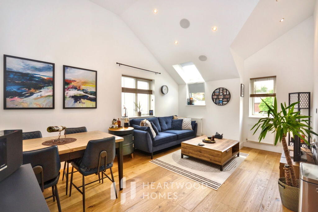 1 bedroom flat for sale in Luton Road, Harpenden, AL5 3DU, AL5