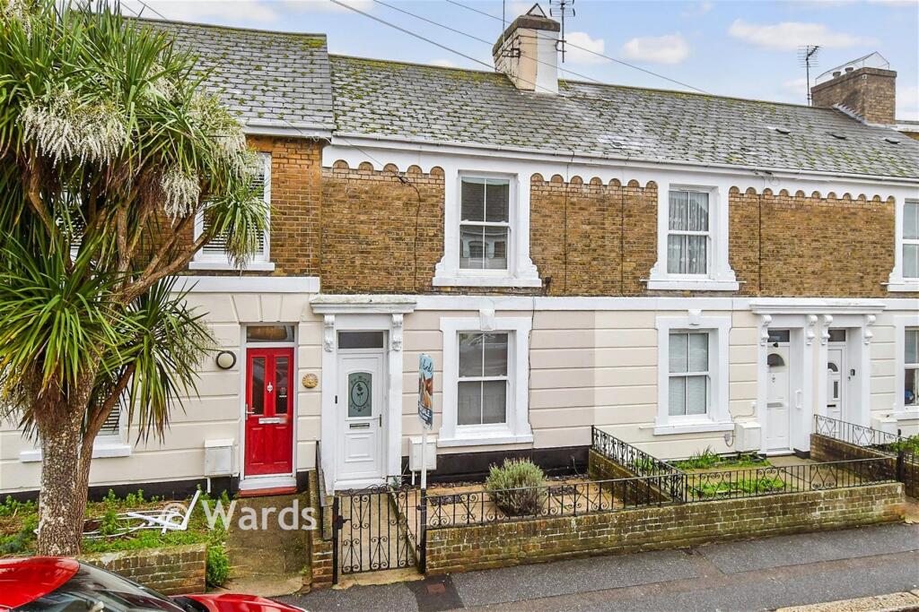 2 bedroom terraced house for sale in Dour Street, Dover, Kent, CT16