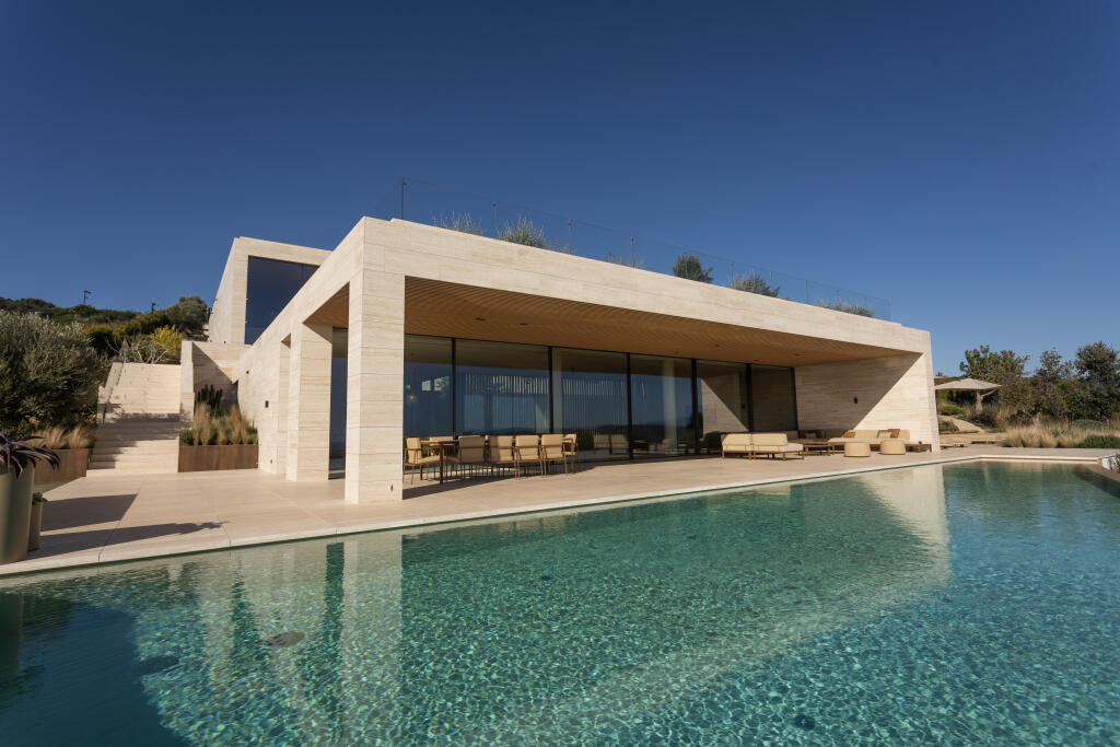 8 bedroom villa for sale in Andalucia, Cádiz, Sotogrande, Spain