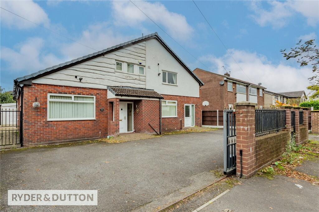 4 bedroom detached house for sale in Rochdale Road, High Crompton, Shaw ...
