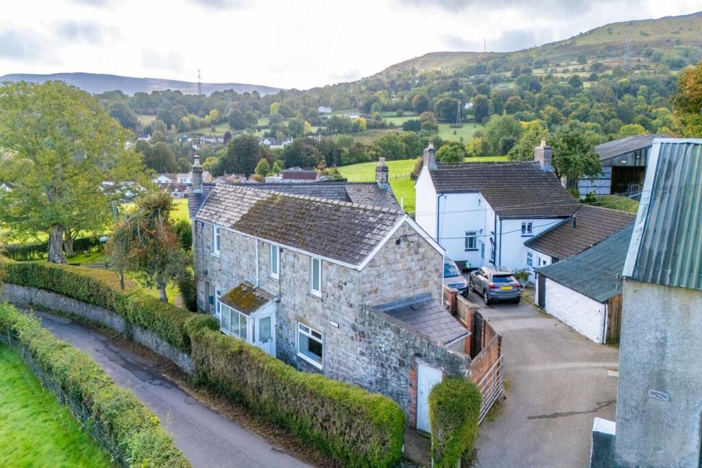 2 bedroom semi-detached house for sale in Llanelly Church Road, Gilwern ...