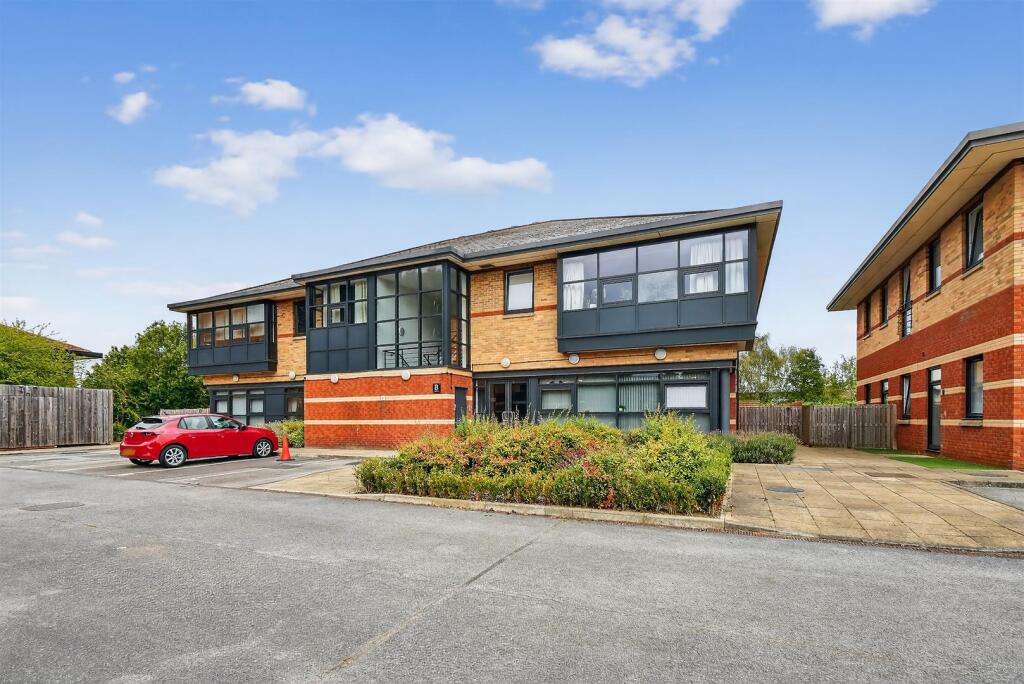 2 bedroom apartment for sale in Aviator Court, Clifton Moor, York, YO30