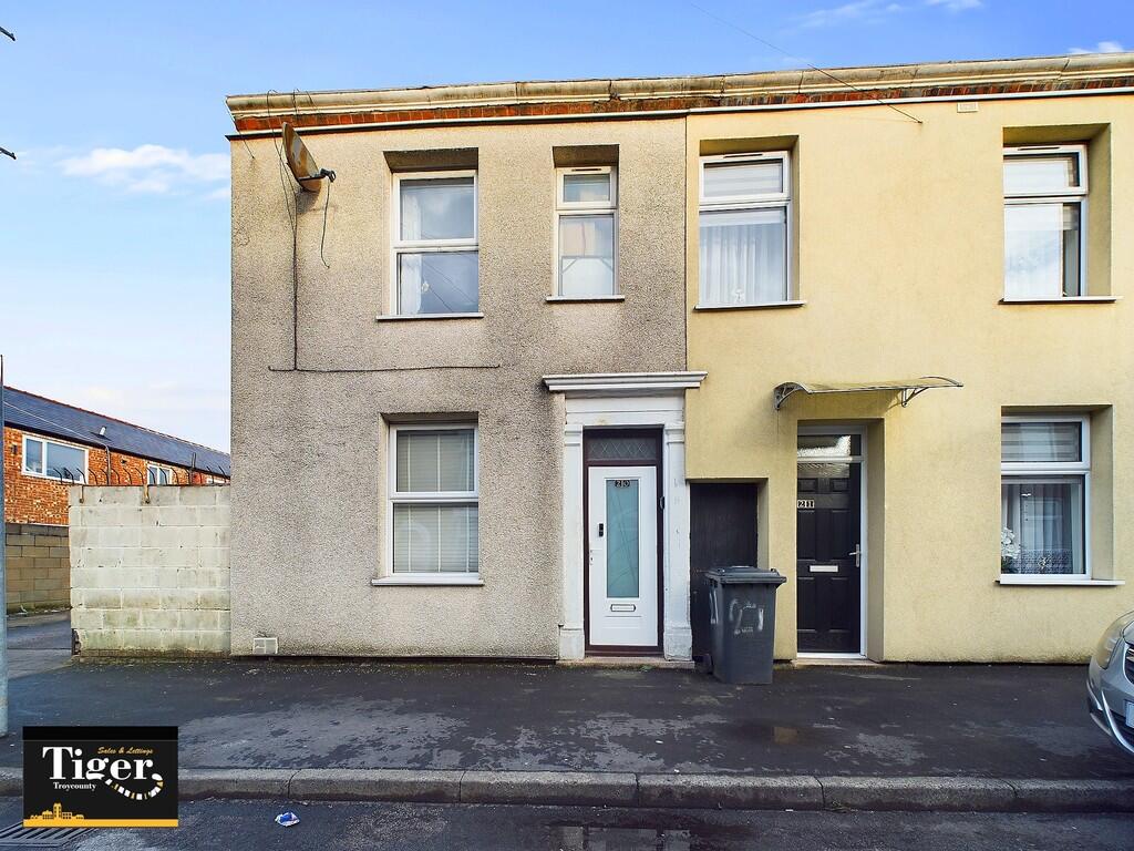 3 bedroom end of terrace house for sale in Eccles Street, Preston, PR1