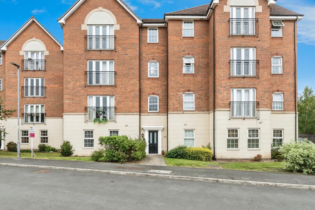 2 bedroom apartment for sale in Priory Chase, Pontefract, WF8