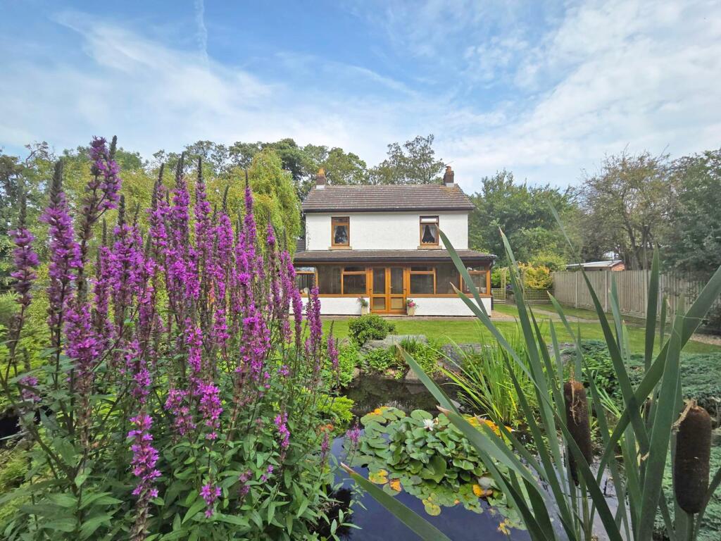 3 bedroom detached house for sale in Fluke Hall Lane, Pilling, Preston, PR3