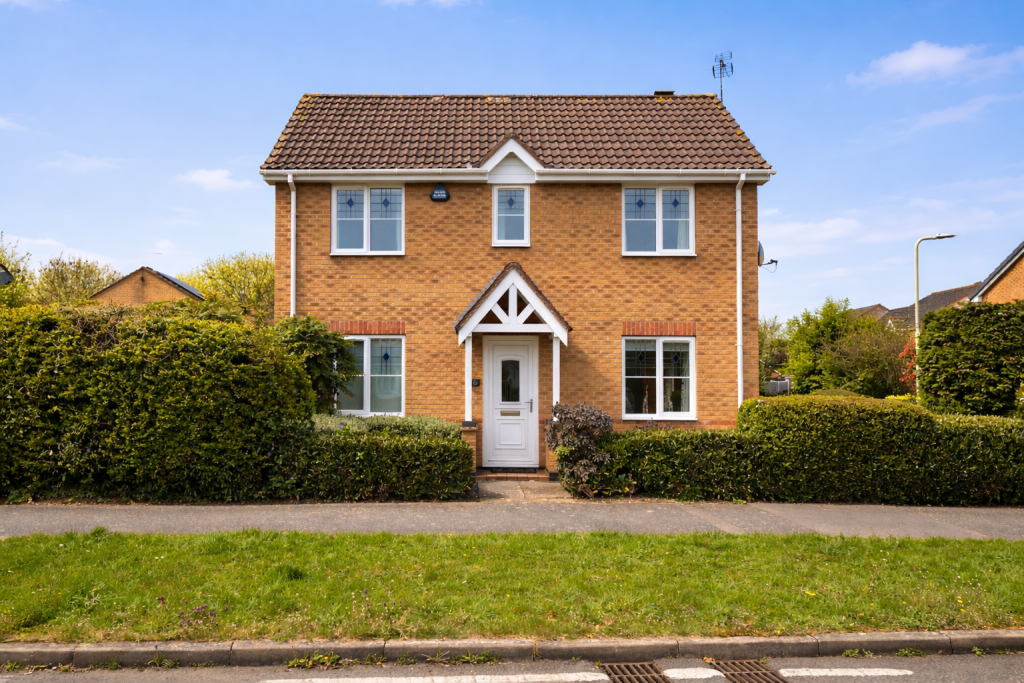 3 bedroom detached house for sale in Pendragon Way, Leicester Forest ...