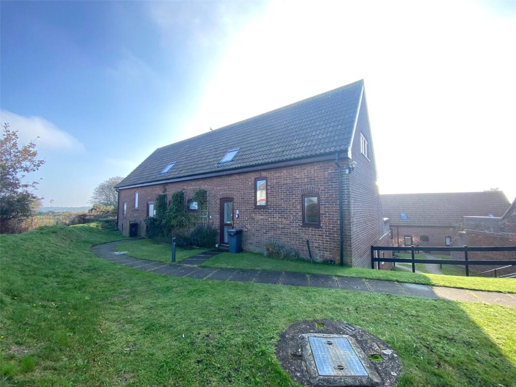3 bedroom end of terrace house for sale in Cromer Country Club, Cromer ...