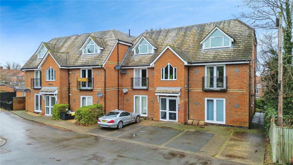 2 bedroom apartment for sale in Lundy Lane, Reading, Berkshire, RG30