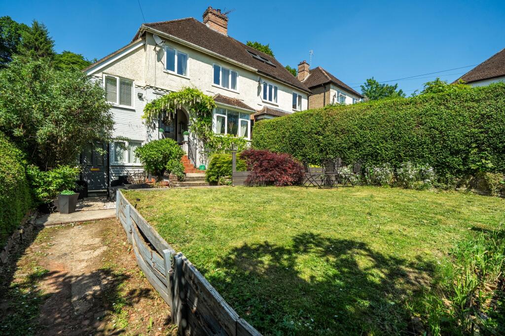 5 bedroom semi-detached house for sale in Fir Tree Avenue, Haslemere, GU27