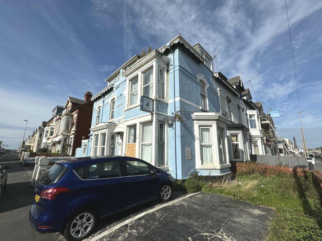 7 bedroom hotel for sale in Alexandra Road, Blackpool, FY1