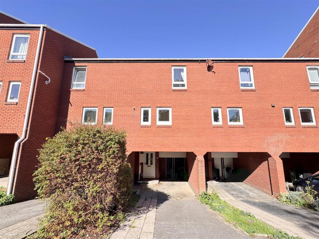 3 bedroom terraced house for sale in Jephson Close, Eastbourne BN20 7JJ ...