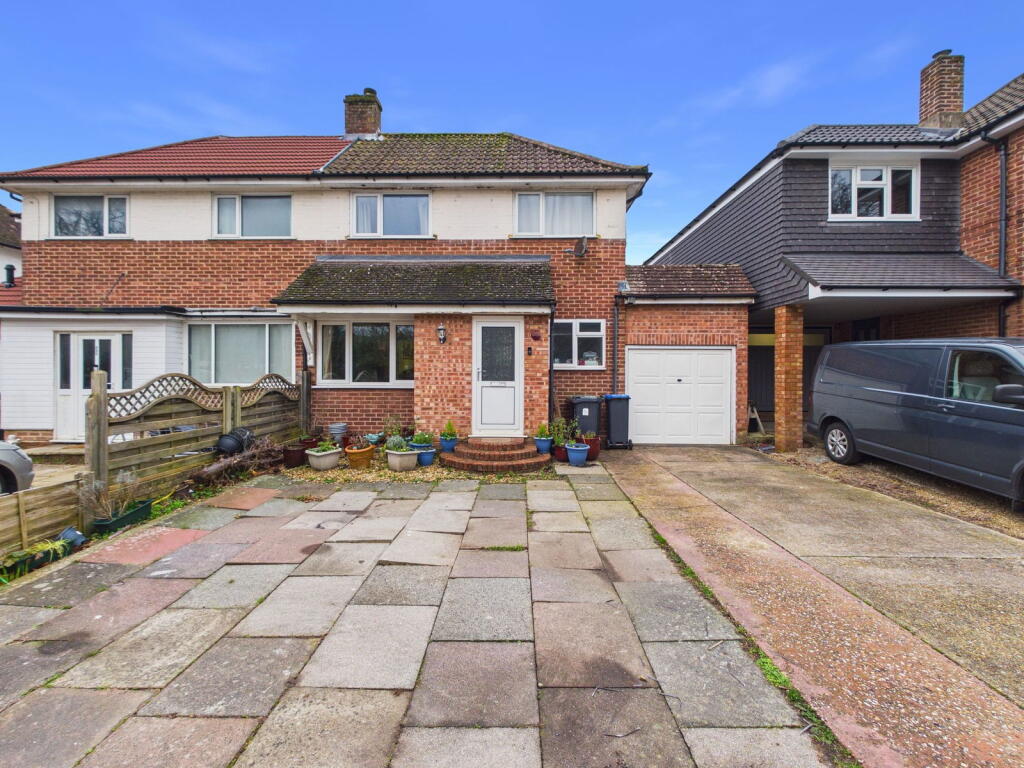 3 bedroom semi-detached house for sale in Findon Road, Findon Valley ...