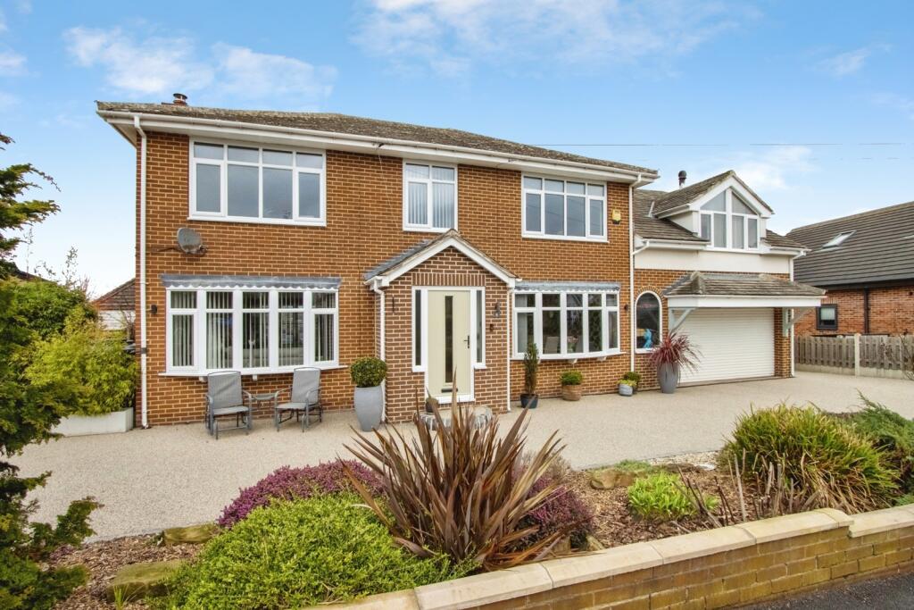 5 bedroom detached house for sale in Ingswell Drive, Notton, Wakefield ...