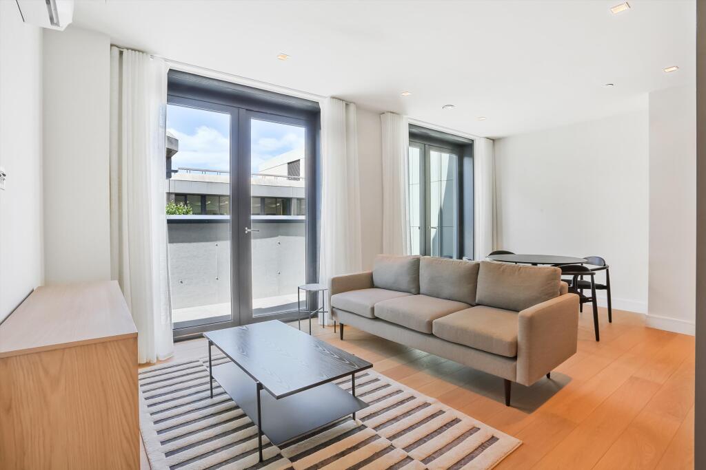 2 bedroom flat for rent in Morwell Street, London, WC1B