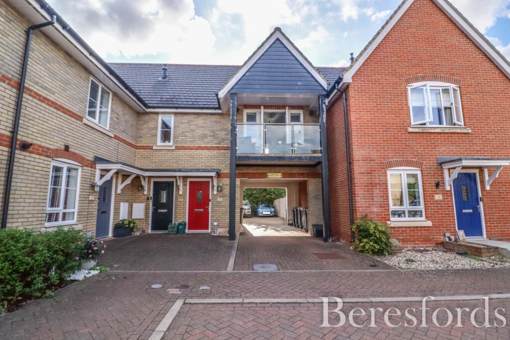 2 bedroom maisonette for sale in Foundry Way, Rayne, CM77