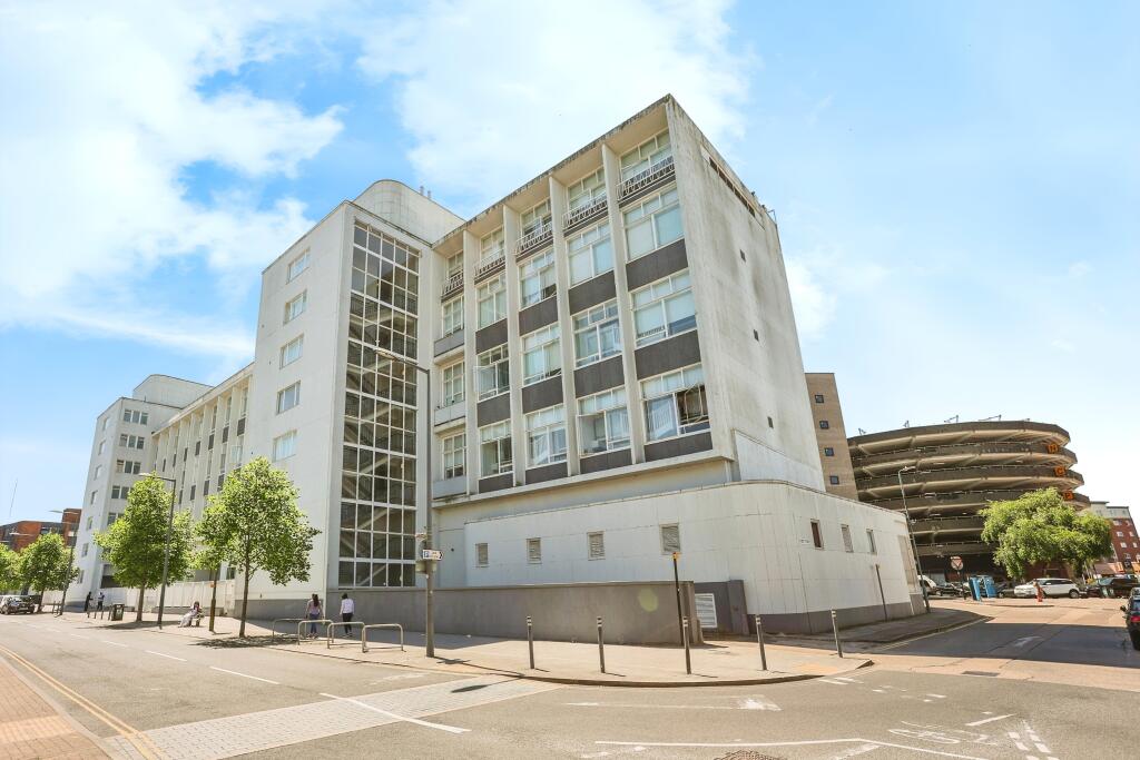 1 bedroom flat for sale in Lee Street, Leicester, Leicestershire, LE1
