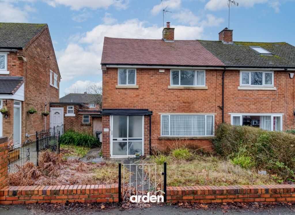 3 bedroom semi-detached house for sale in Foxlydiate Crescent, Redditch ...