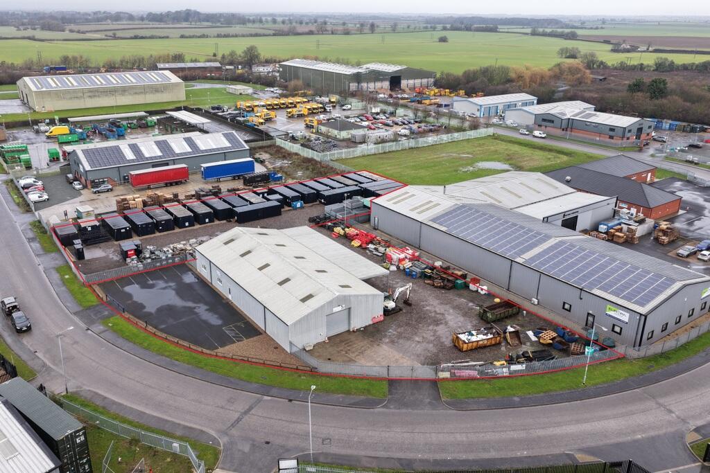 Warehouse to lease in Jessops Industrial Unit, Bolingbroke Road, Louth ...