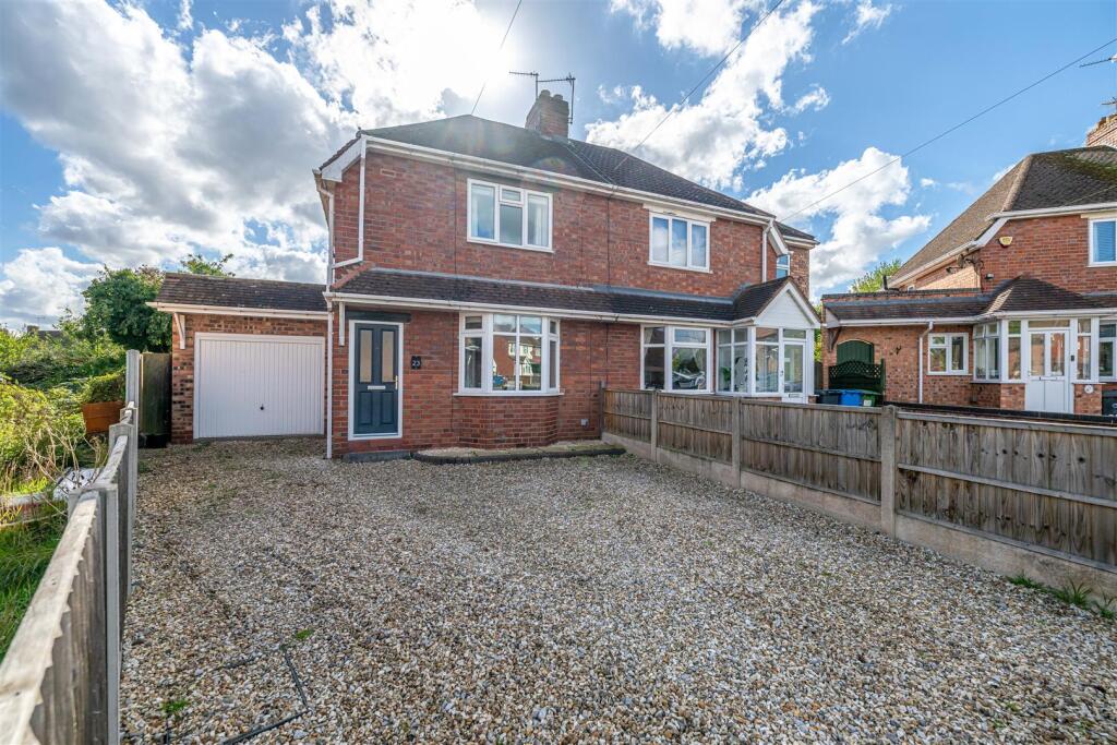2 bedroom semi-detached house for sale in 23 Homefield Road, Bilbrook ...