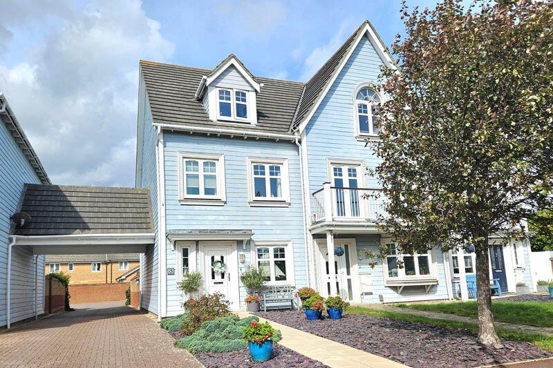 3 bedroom town house for sale in David Newberry Drive, Lee-On-The ...