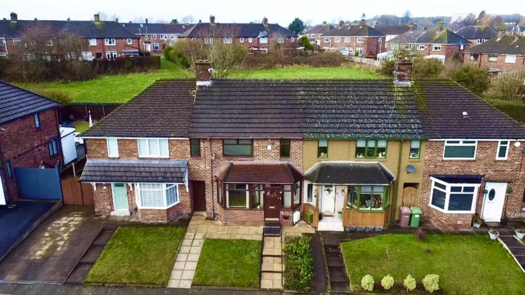2 bedroom terraced house for sale in Hawes Avenue, Carr Mill, WA11