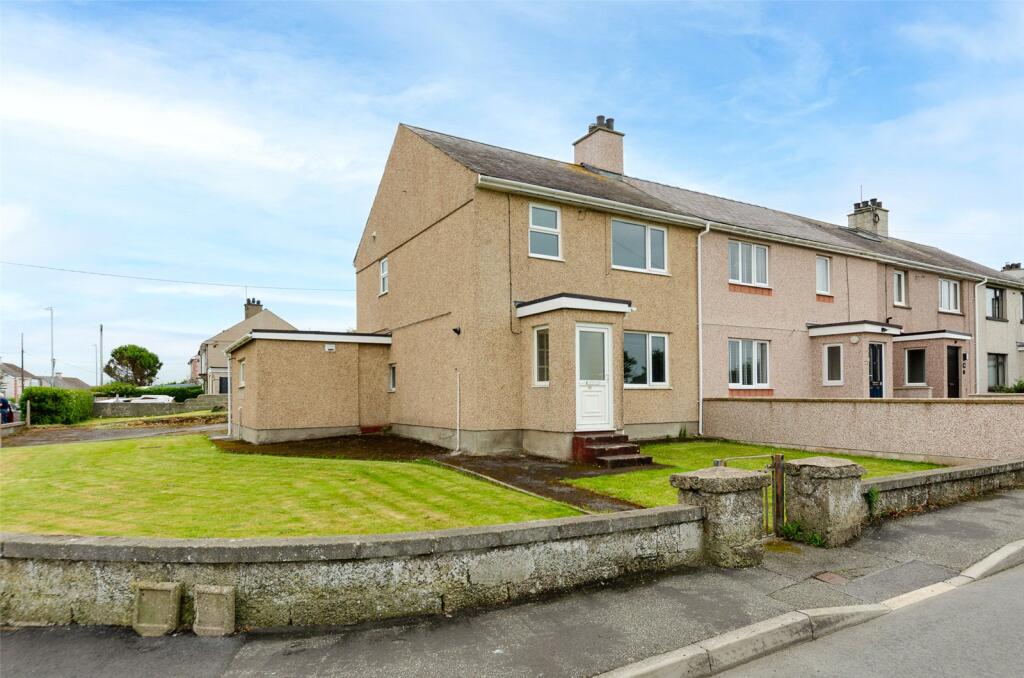 3 bedroom end of terrace house for sale in Tan Y Bryn, Valley, Holyhead ...