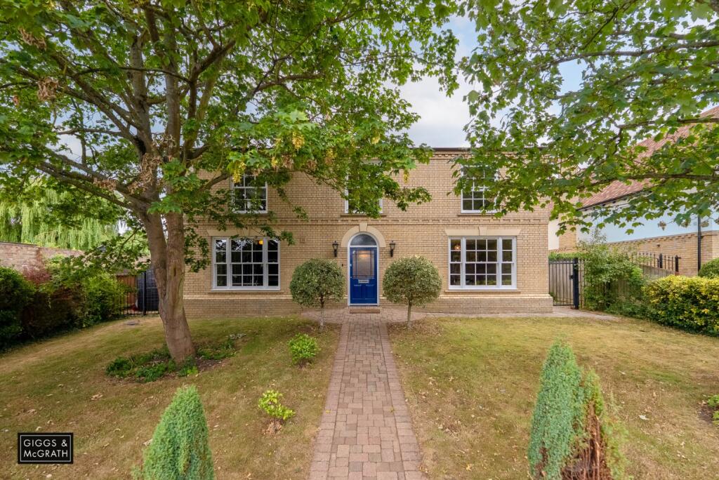 4 bedroom detached house for sale in Vine House, Church Street, Wistow ...