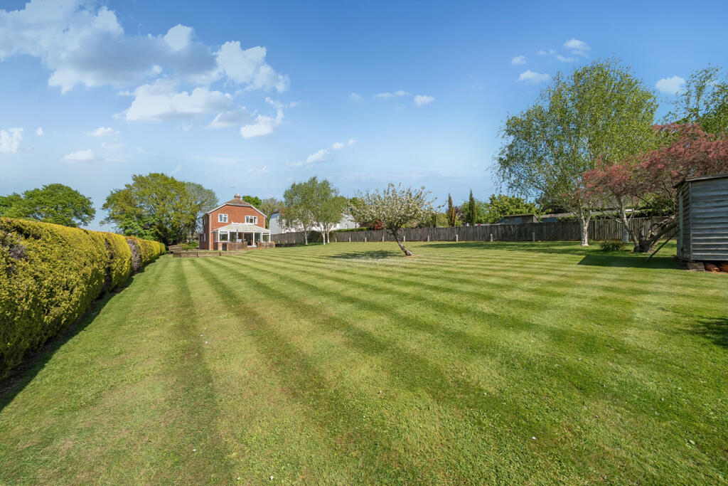 4 bedroom detached house for sale in Bell Lane, Staplehurst, Tonbridge ...