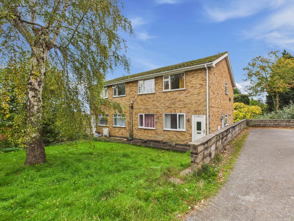 2 bedroom maisonette for sale in Lees Road, Mapperley, Nottingham, NG3
