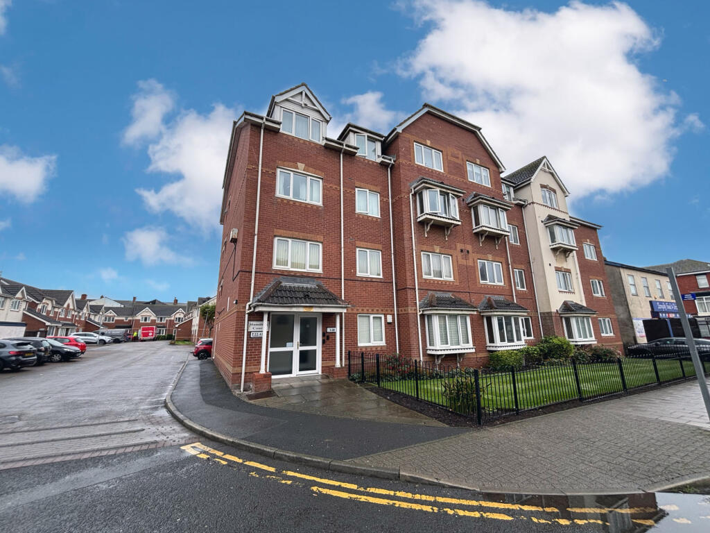 1 bedroom apartment for sale in Hamilton Court, Blackpool, FY1