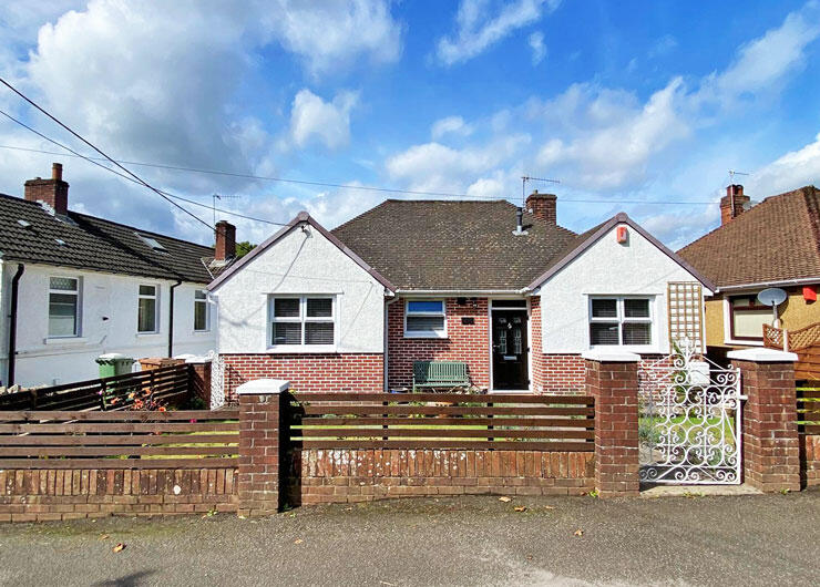 3 bedroom detached bungalow for sale in Summerfield Hall Lane ...