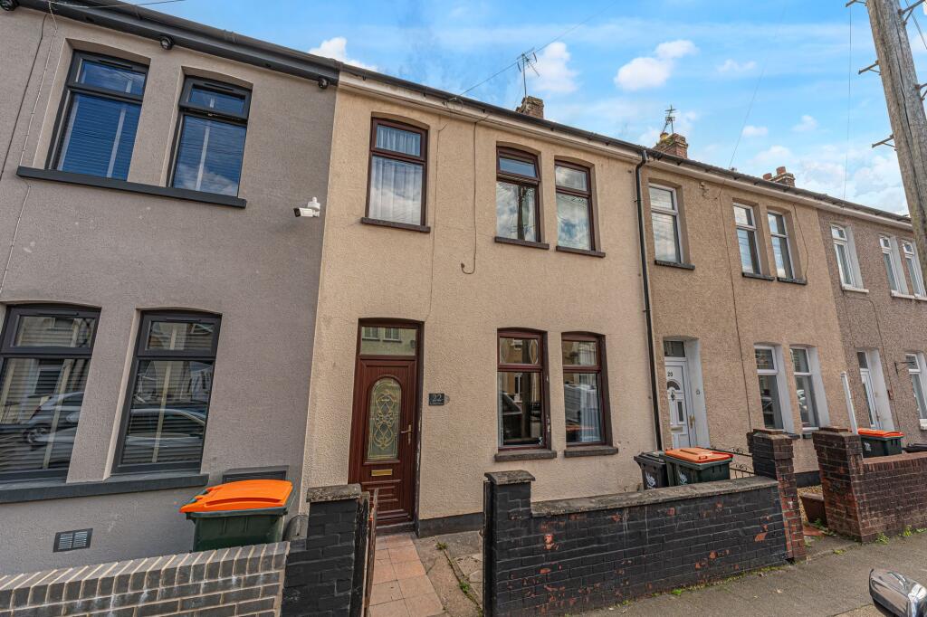 3 bedroom terraced house for sale in Redland Street, Newport, NP20