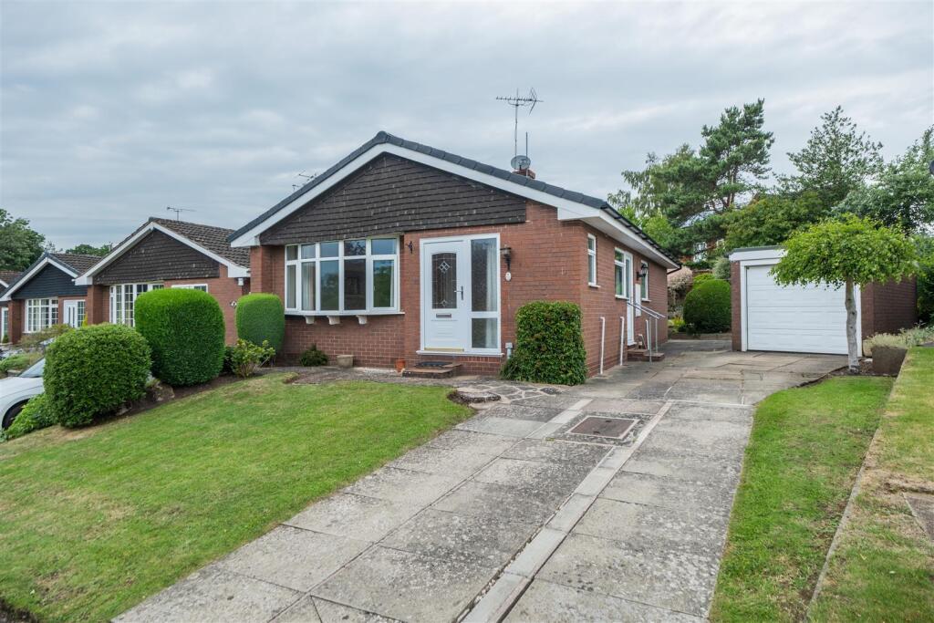 2 bedroom detached bungalow for sale in Broadways, Audlem, CW3