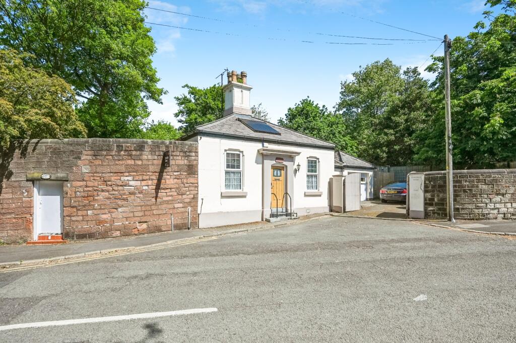 2 bedroom detached house for sale in Bankfield Road, Liverpool ...