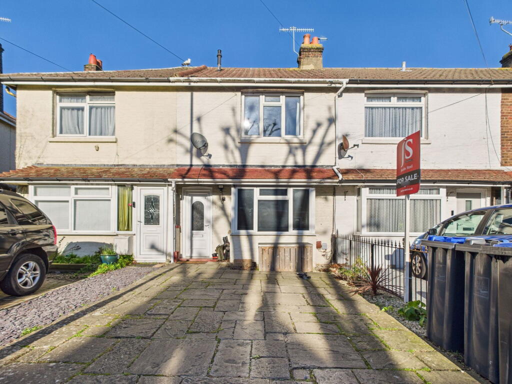 2 bedroom terraced house for sale in Leigh Road, Worthing, BN14 9HG, BN14