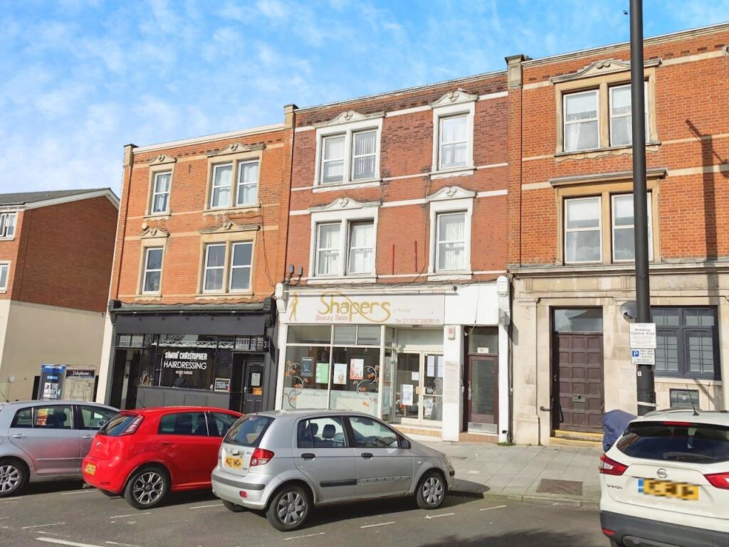 Office to lease in 37 Hamlet Court Road, Westcliff-on-Sea, SS0 7EY, SS0