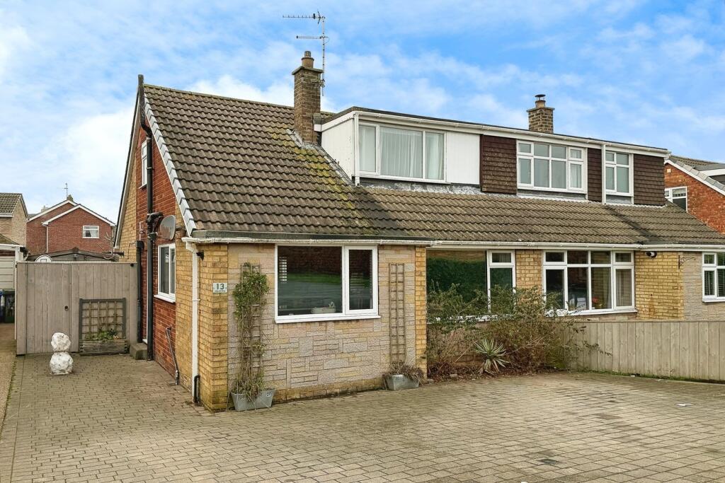 4 bedroom semi-detached house for sale in Marritt Way, Keyingham, Hull ...
