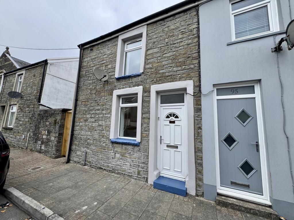 2 bedroom end of terrace house for sale in Brecon Road, Merthyr Tydfil ...