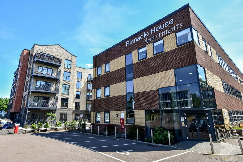 1 bedroom apartment for sale in Home Park Mill Link Road, Kings Langley ...