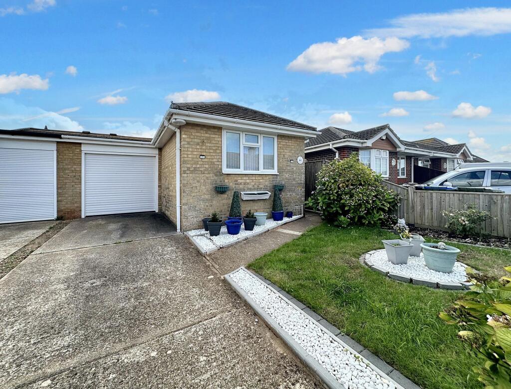 2 bedroom semi-detached bungalow for sale in Dorothy Avenue, Peacehaven ...