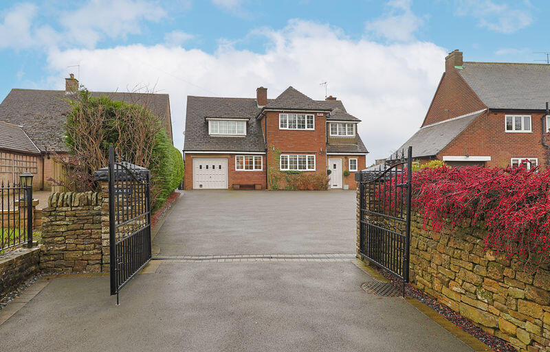 5 bedroom detached house for sale in Hemming Green, Old Brampton ...