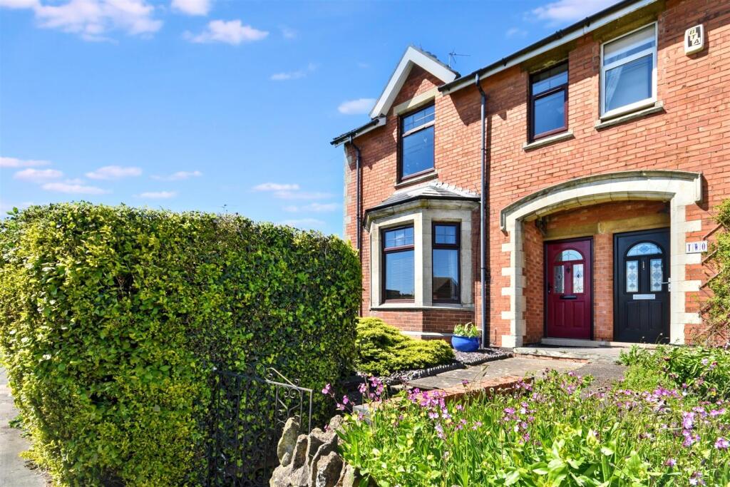 3 bedroom semi-detached house for sale in NN17, Oakley Road, Corby, NN17