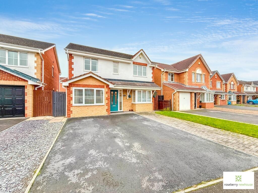 4 bedroom detached house for sale in Church Field Way, Ingleby Barwick ...