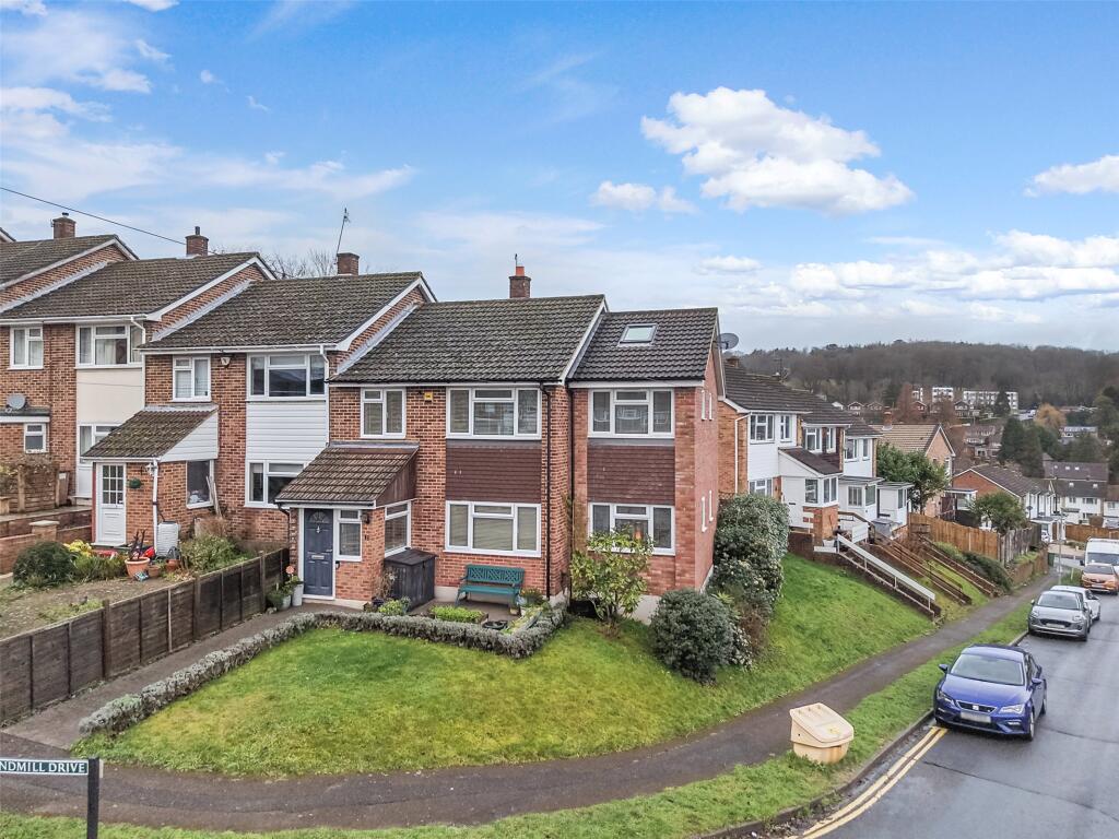 4 bedroom end of terrace house for sale in Windmill Drive, Reigate ...