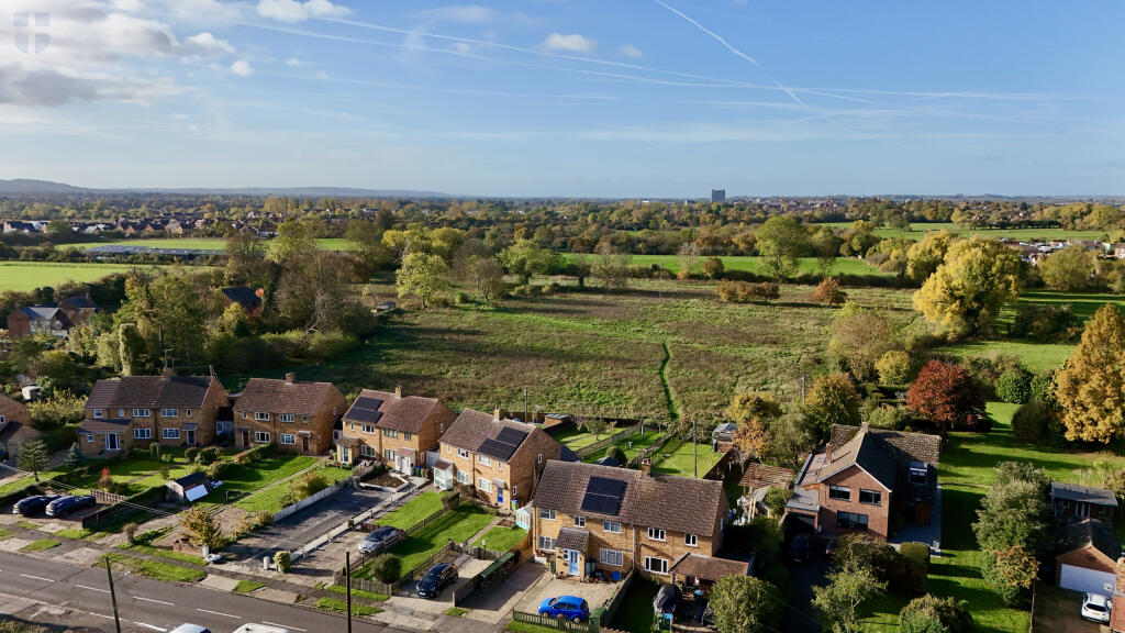 4 bedroom semi-detached house for sale in Burcott Lane, Bierton ...